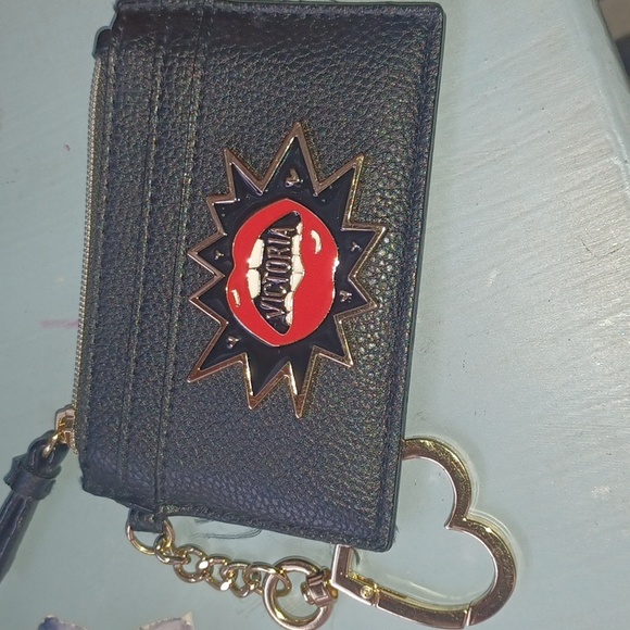 Victoria's Secret | Bags | New Victorias Secret Credit Card Holder ...